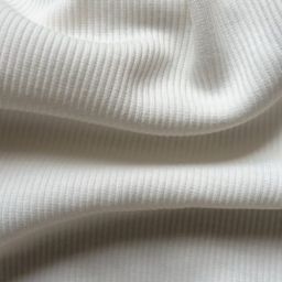 Poliestere che tessuto è? Guida completa alle proprietà